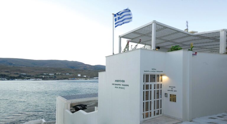 Andros, une île de culture et d'art avec une riche tradition maritime ...